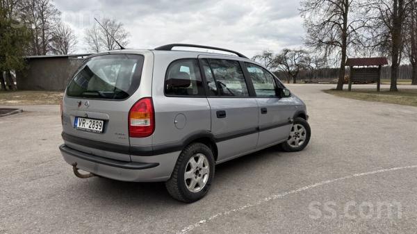 Pelēks Opel Zafira 2002 Balvi, ar dzinēja tilpumu 2.00 L un nobraukumu 384 tūkst. km par 650 €, foto 2 vietnē AUTOMOTO.COM.LV
