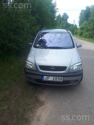 Grey Opel Zafira 2002 in Ludza, with an engine capacity of 2.20 L and mileage of 315 thousand km for 400 €, photo  on AUTOMOTO.COM.LV