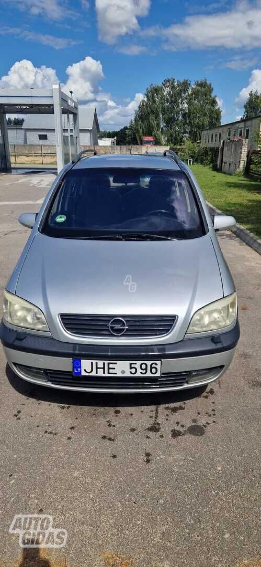 Grey Opel Zafira 2002 in Vilnius, with an engine capacity of 1.80 L and mileage of 288 thousand km for 1300 €, photo 1 on AUTOMOTO.COM.LV