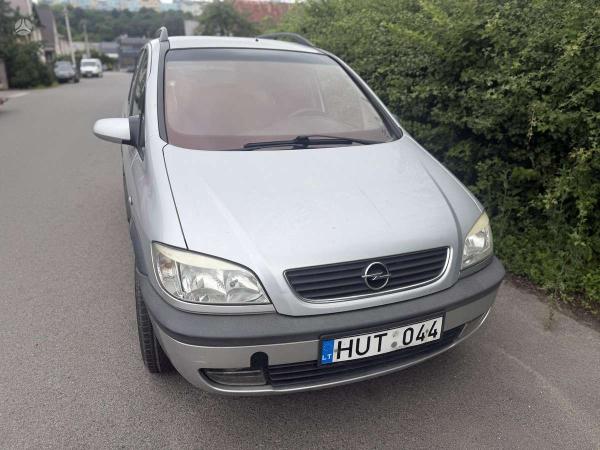 Grey Opel Zafira 2002 in Kaunas, with an engine capacity of 2.00 L and mileage of 285 thousand km for 450 €, photo 8 on AUTOMOTO.COM.LV