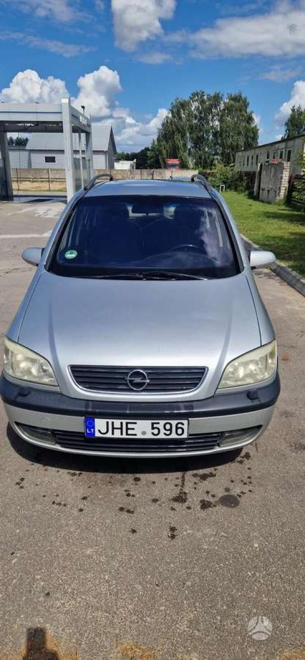 Pelēks Opel Zafira 2002 Prienai, ar dzinēja tilpumu 1.80 L un nobraukumu 288 tūkst. km par 1150 €, foto 1 vietnē AUTOMOTO.COM.LV
