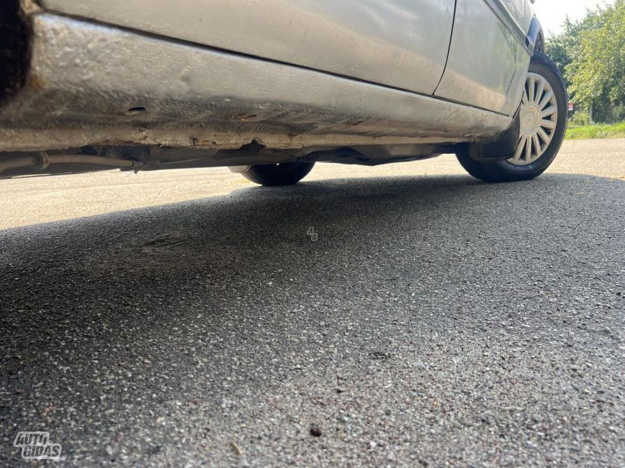Pelēks Opel Zafira 2002 Šauļi, ar dzinēja tilpumu 2.00 L un nobraukumu 281 tūkst. km par 549 €, foto 8 vietnē AUTOMOTO.COM.LV