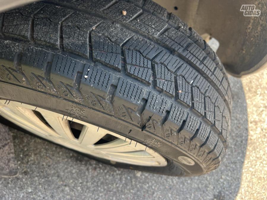 Pelēks Opel Zafira 2002 Šauļi, ar dzinēja tilpumu 2.00 L un nobraukumu 281 tūkst. km par 549 €, foto 20 vietnē AUTOMOTO.COM.LV