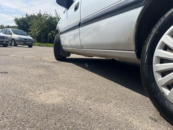 Grey Opel Zafira 2002 in Siauliai, with an engine capacity of 2.00 L and mileage of 281 thousand km for 549 €, photo 8 on AUTOMOTO.COM.LV