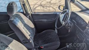 Pelēks Opel Zafira 2002 Jēkabpils, ar dzinēja tilpumu 1.80 L un nobraukumu 304 tūkst. km par 1050 €, foto 8 vietnē AUTOMOTO.COM.LV
