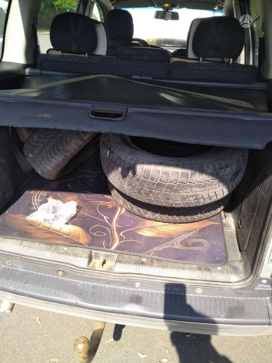 Pelēks Opel Zafira 2002 Viļņa, ar dzinēja tilpumu 2.00 L un nobraukumu 240 tūkst. km par 500 €, foto 13 vietnē AUTOMOTO.COM.LV