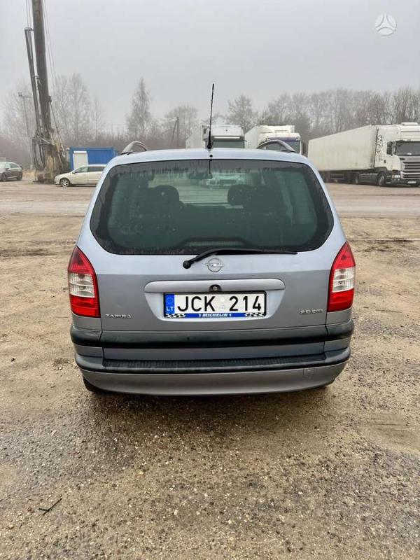 Pelēks Opel Zafira 2003 Viļņa, ar dzinēja tilpumu 2.00 L un nobraukumu 400 tūkst. km par 650 €, foto 2 vietnē AUTOMOTO.COM.LV