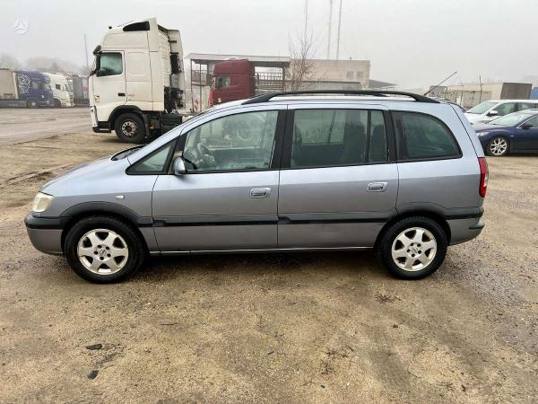 Pelēks Opel Zafira 2003 Viļņa, ar dzinēja tilpumu 2.00 L un nobraukumu 400 tūkst. km par 650 €, foto 8 vietnē AUTOMOTO.COM.LV