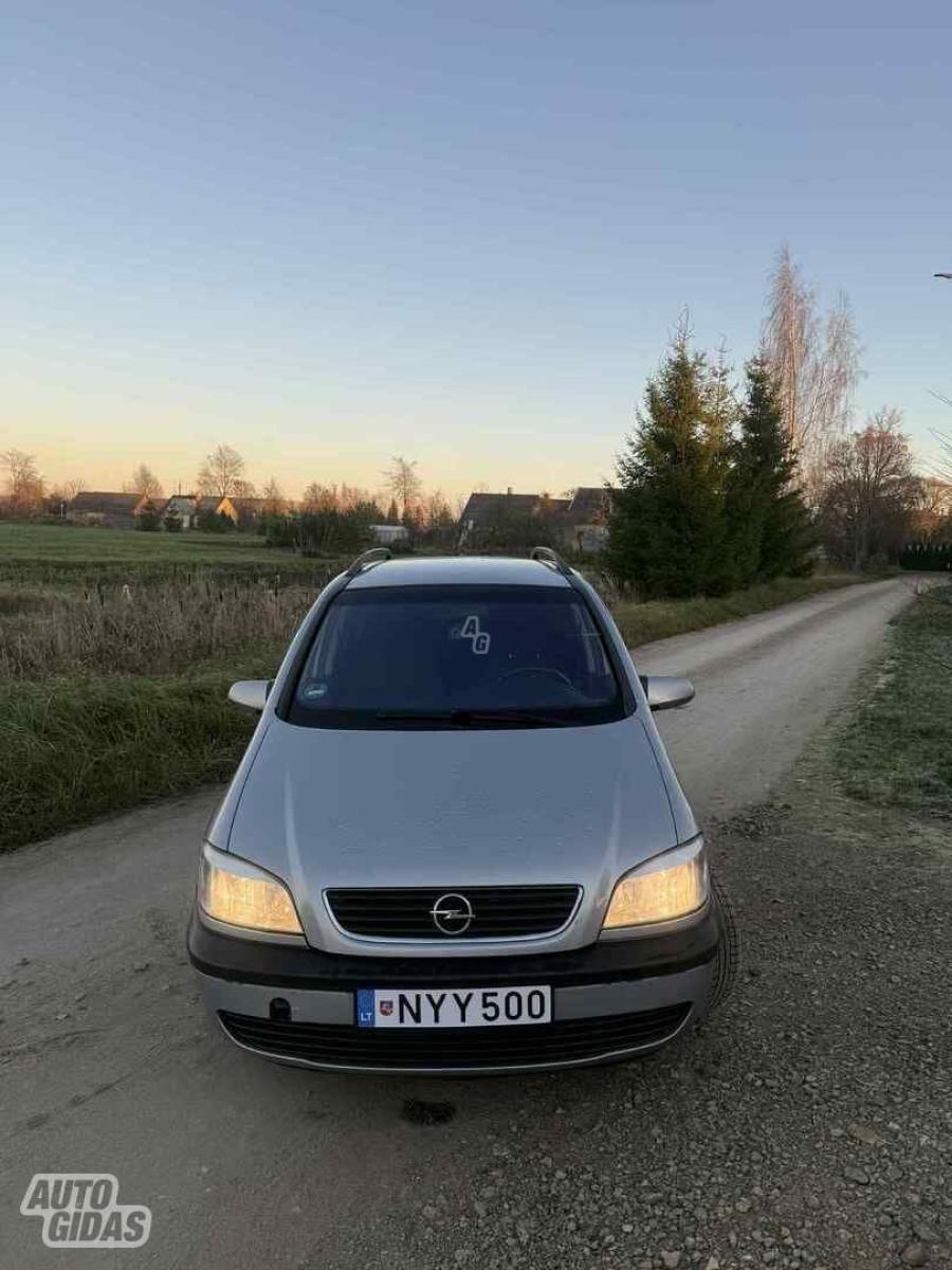 Pelēks Opel Zafira 2003 Viļņa, ar dzinēja tilpumu 1.80 L un nobraukumu 300 tūkst. km par 950 €, foto 2 vietnē AUTOMOTO.COM.LV