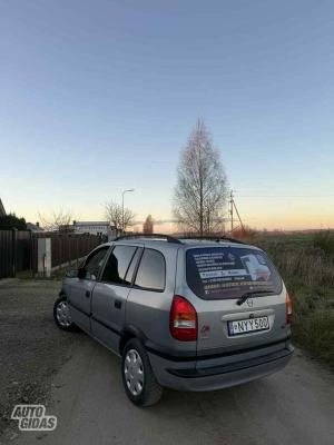 Pelēks Opel Zafira 2003 Viļņa, ar dzinēja tilpumu 1.80 L un nobraukumu 300 tūkst. km par 950 €, foto 4 vietnē AUTOMOTO.COM.LV