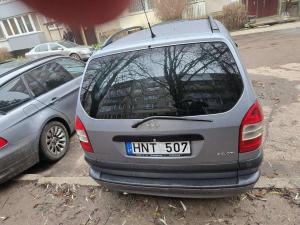 Pelēks Opel Zafira 2003 Kauņa, ar dzinēja tilpumu 2.00 L un nobraukumu 320 tūkst. km par 1000 €, foto 7 vietnē AUTOMOTO.COM.LV