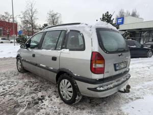 Pelēks Opel Zafira 2003 Viļņa, ar dzinēja tilpumu 2.17 L un nobraukumu 310 tūkst. km par 500 €, foto 3 vietnē AUTOMOTO.COM.LV