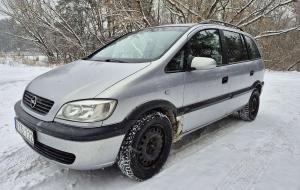Grey Opel Zafira 2003 in Vilnius, with an engine capacity of 2.20 L and mileage of 400 thousand km for 450 €, photo  on AUTOMOTO.COM.LV