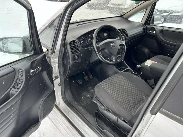 Pelēks Opel Zafira 2003 Vilkaviškis, ar dzinēja tilpumu 1.80 L un nobraukumu 180 tūkst. km par 950 €, foto 9 vietnē AUTOMOTO.COM.LV