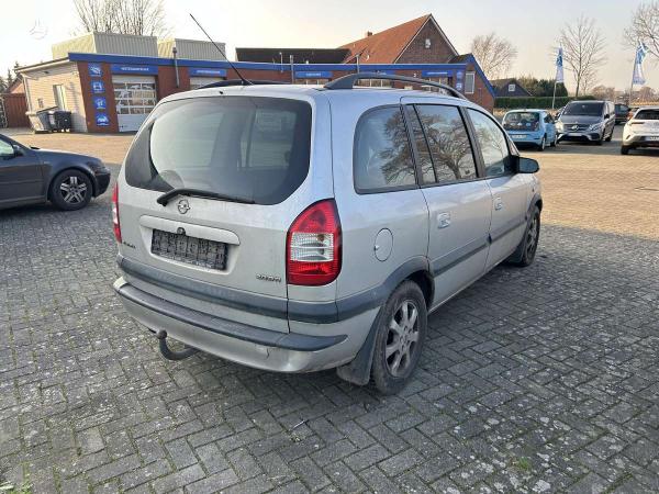 Pelēks Opel Zafira 2003 Kauņa, ar dzinēja tilpumu 2.00 L un nobraukumu 265 tūkst. km par 1550 €, foto 4 vietnē AUTOMOTO.COM.LV