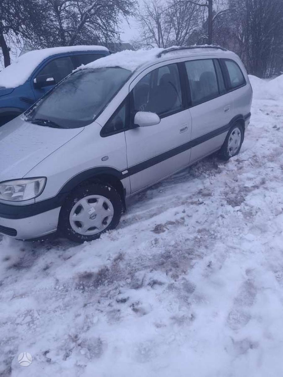 Pelēks Opel Zafira 2003 Švenčionys, ar dzinēja tilpumu 2.00 L un nobraukumu 305 tūkst. km par 1100 €, foto 1 vietnē AUTOMOTO.COM.LV