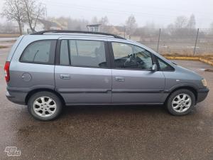 Grey Opel Zafira 2003 in Siauliai, with an engine capacity of 2.00 L and mileage of 200 thousand km for 999 €, photo 6 on AUTOMOTO.COM.LV