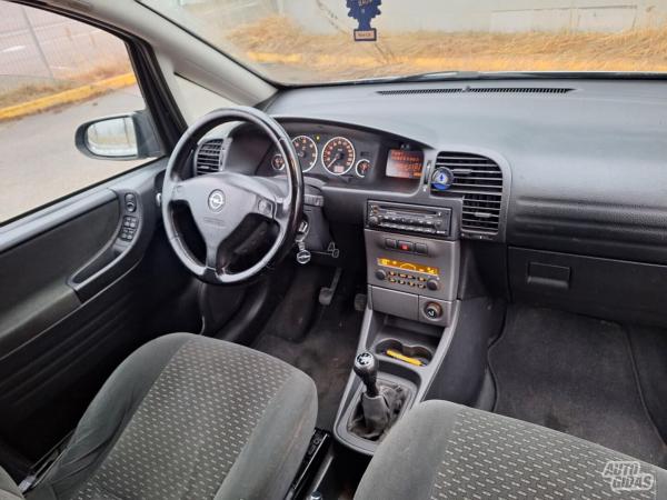 Pelēks Opel Zafira 2003 Šauļi, ar dzinēja tilpumu 2.00 L un nobraukumu 200 tūkst. km par 999 €, foto 9 vietnē AUTOMOTO.COM.LV