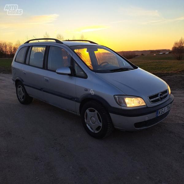 Grey Opel Zafira 2003 in Alytus, with an engine capacity of 2.00 L and mileage of 34 thousand km for 650 €, photo 3 on AUTOMOTO.COM.LV