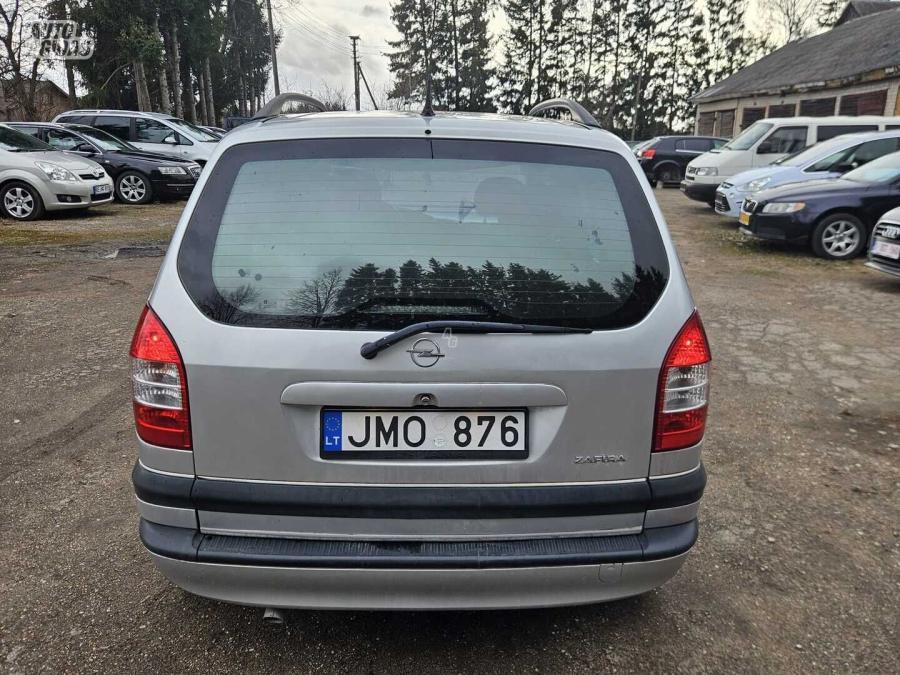 Pelēks Opel Zafira 2003 Viļņa, ar dzinēja tilpumu 1.80 L un nobraukumu 260 tūkst. km par 1150 €, foto 5 vietnē AUTOMOTO.COM.LV