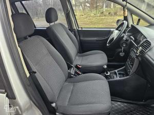 Pelēks Opel Zafira 2003 Viļņa, ar dzinēja tilpumu 1.80 L un nobraukumu 260 tūkst. km par 1150 €, foto 10 vietnē AUTOMOTO.COM.LV