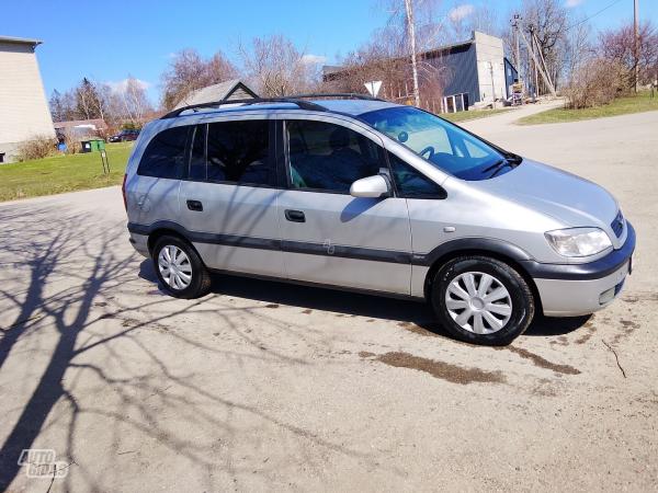 Grey Opel Zafira 2003 in Silale, with an engine capacity of 2.00 L and mileage of 320 thousand km for 950 €, photo 3 on AUTOMOTO.COM.LV