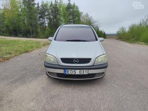 Grey Opel Zafira 2003 in Vilnius, with an engine capacity of 2.00 L and mileage of 225 thousand km for 1200 €, photo  on AUTOMOTO.COM.LV