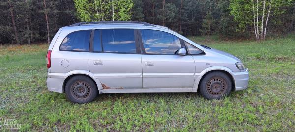 Pelēks Opel Zafira 2003 Druskininkai, ar dzinēja tilpumu 2.20 L un nobraukumu 330 tūkst. km par 380 €, foto 4 vietnē AUTOMOTO.COM.LV