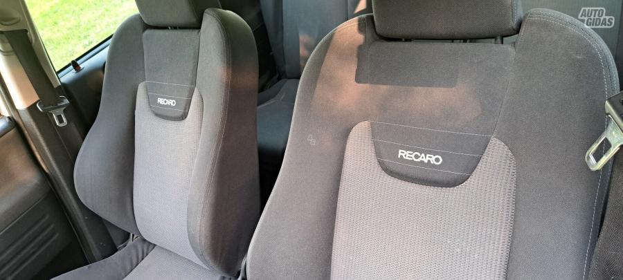 Pelēks Opel Zafira 2003 Druskininkai, ar dzinēja tilpumu 2.20 L un nobraukumu 330 tūkst. km par 380 €, foto 16 vietnē AUTOMOTO.COM.LV