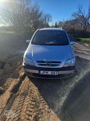 Pelēks Opel Zafira 2003 Klaipėda, ar dzinēja tilpumu 2.00 L un nobraukumu 298 tūkst. km par 600 €, foto 5 vietnē AUTOMOTO.COM.LV