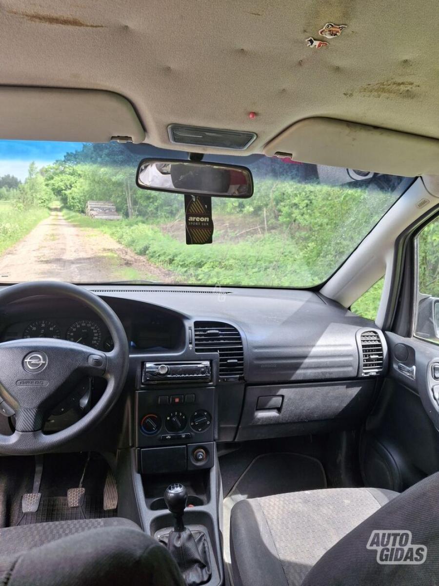 Pelēks Opel Zafira 2003 Zarasai, ar dzinēja tilpumu 2.00 L un nobraukumu 295 tūkst. km par 650 €, foto 7 vietnē AUTOMOTO.COM.LV