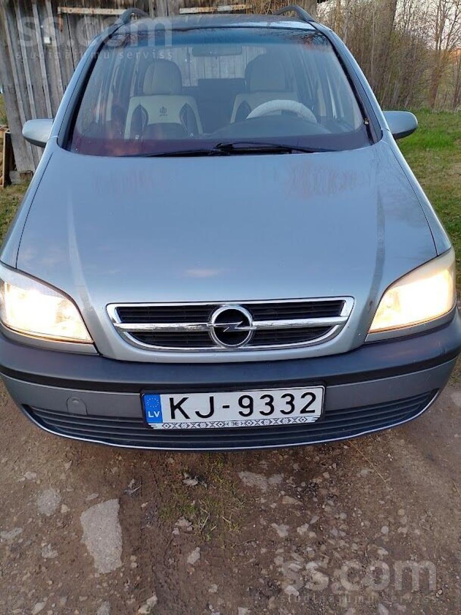 Grey Opel Zafira 2003 in Preili, with an engine capacity of 1.60 L and mileage of 300 thousand km for 350 €, photo 4 on AUTOMOTO.COM.LV