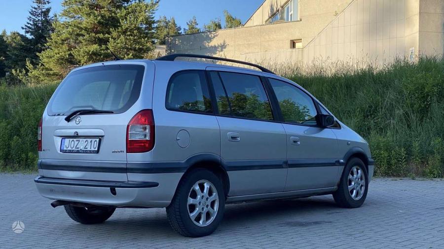 Grey Opel Zafira 2003 in Vilnius, with an engine capacity of 2.00 L and mileage of 340 thousand km for 648 €, photo 6 on AUTOMOTO.COM.LV