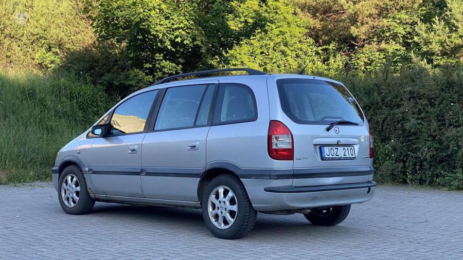Grey Opel Zafira 2003 in Vilnius, with an engine capacity of 2.00 L and mileage of 340 thousand km for 648 €, photo 7 on AUTOMOTO.COM.LV
