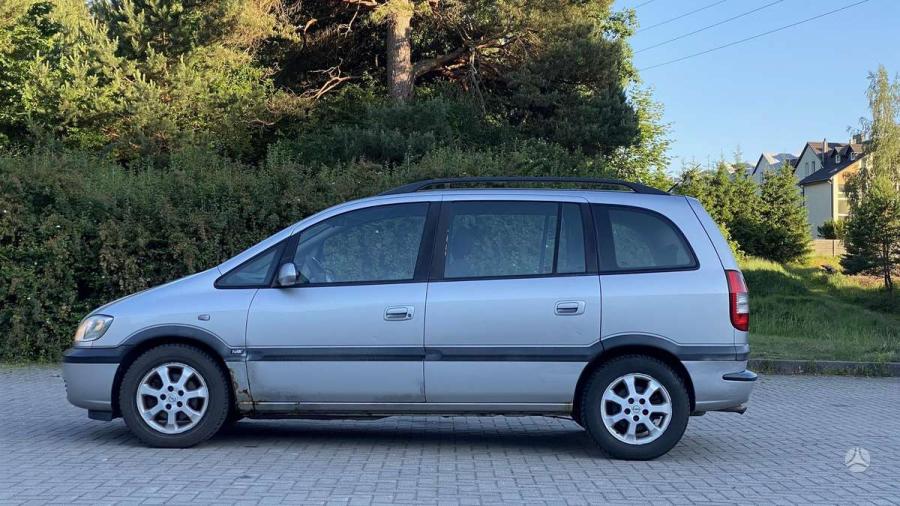 Grey Opel Zafira 2003 in Vilnius, with an engine capacity of 2.00 L and mileage of 340 thousand km for 648 €, photo 9 on AUTOMOTO.COM.LV