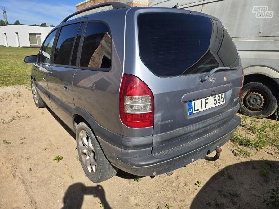 Pelēks Opel Zafira 2003 Jonava, ar dzinēja tilpumu 2.00 L un nobraukumu 350 tūkst. km par 750 €, foto 4 vietnē AUTOMOTO.COM.LV