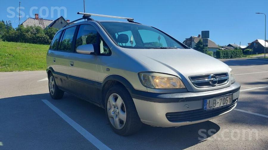 Grey Opel Zafira 2003 in Aluksne, with an engine capacity of 2.00 L and mileage of 0 thousand km for 1150 €, photo 3 on AUTOMOTO.COM.LV