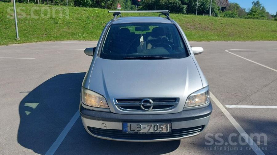 Grey Opel Zafira 2003 in Aluksne, with an engine capacity of 2.00 L and mileage of 0 thousand km for 1150 €, photo 5 on AUTOMOTO.COM.LV