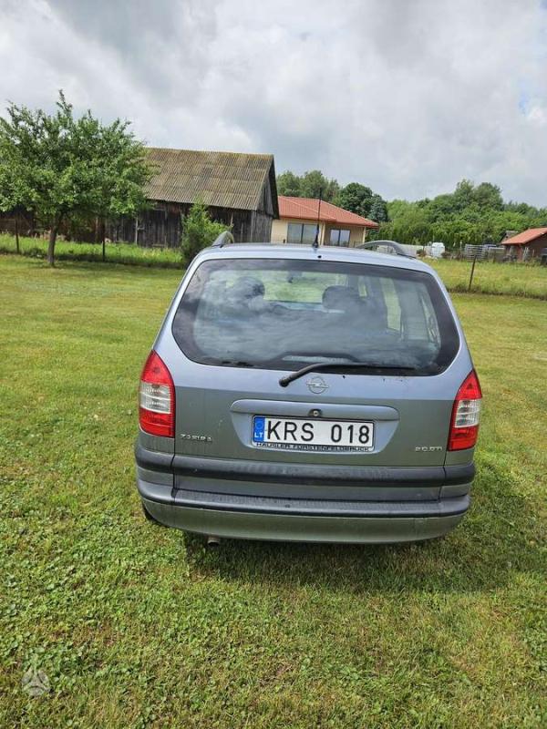 Pelēks Opel Zafira 2003 Kauņa, ar dzinēja tilpumu 1.70 L un nobraukumu 291 tūkst. km par 550 €, foto 8 vietnē AUTOMOTO.COM.LV