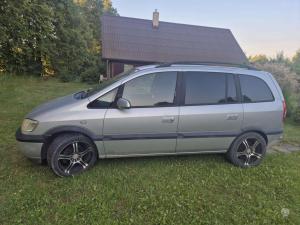 Grey Opel Zafira 2003 in Alytus, with an engine capacity of 2.00 L and mileage of 311 thousand km for 650 €, photo  on AUTOMOTO.COM.LV