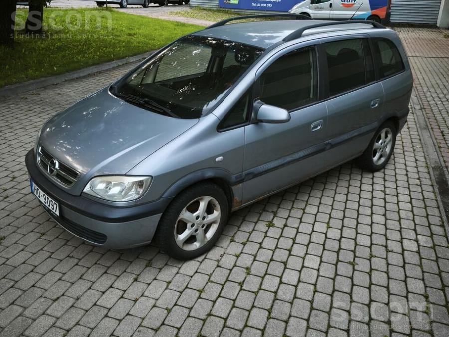 Grey Opel Zafira 2003 in Riga, with an engine capacity of 1.60 L and mileage of 220 thousand km for 950 €, photo 4 on AUTOMOTO.COM.LV
