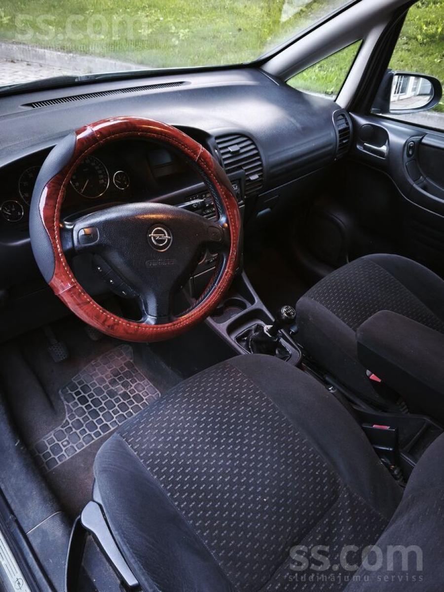 Grey Opel Zafira 2003 in Riga, with an engine capacity of 1.60 L and mileage of 220 thousand km for 950 €, photo 6 on AUTOMOTO.COM.LV