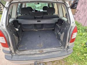 Grey Opel Zafira 2003 in Siauliai, with an engine capacity of 2.20 L and mileage of 330 thousand km for 700 €, photo  on AUTOMOTO.COM.LV