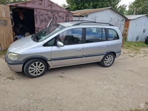 Grey Opel Zafira 2003 in Siauliai, with an engine capacity of 2.20 L and mileage of 330 thousand km for 700 €, photo 8 on AUTOMOTO.COM.LV