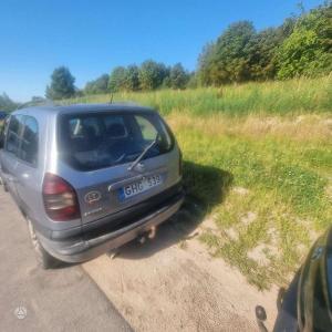 Pelēks Opel Zafira 2003 Alīta, ar dzinēja tilpumu 2.00 L un nobraukumu 350 tūkst. km par 600 €, foto 4 vietnē AUTOMOTO.COM.LV