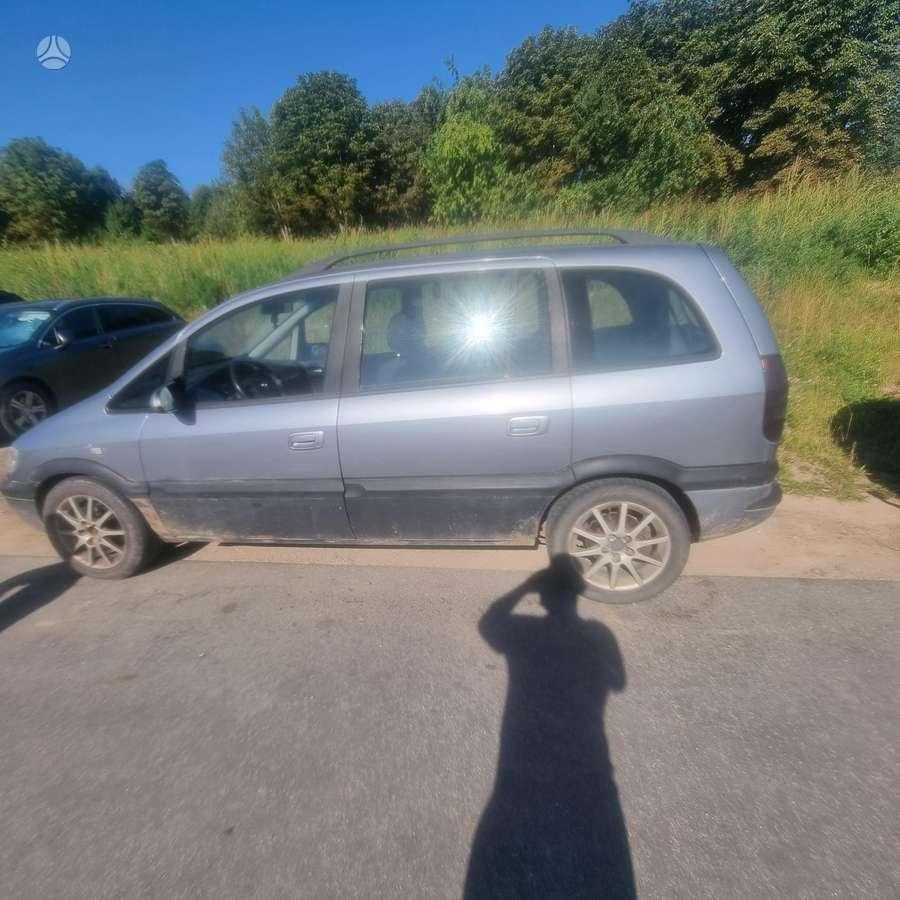 Pelēks Opel Zafira 2003 Alīta, ar dzinēja tilpumu 2.00 L un nobraukumu 350 tūkst. km par 600 €, foto 5 vietnē AUTOMOTO.COM.LV