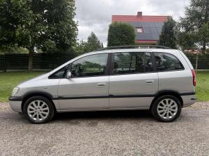Grey Opel Zafira 2003 in Vilnius, with an engine capacity of 2.17 L and mileage of 298 thousand km for 900 €, photo 5 on AUTOMOTO.COM.LV