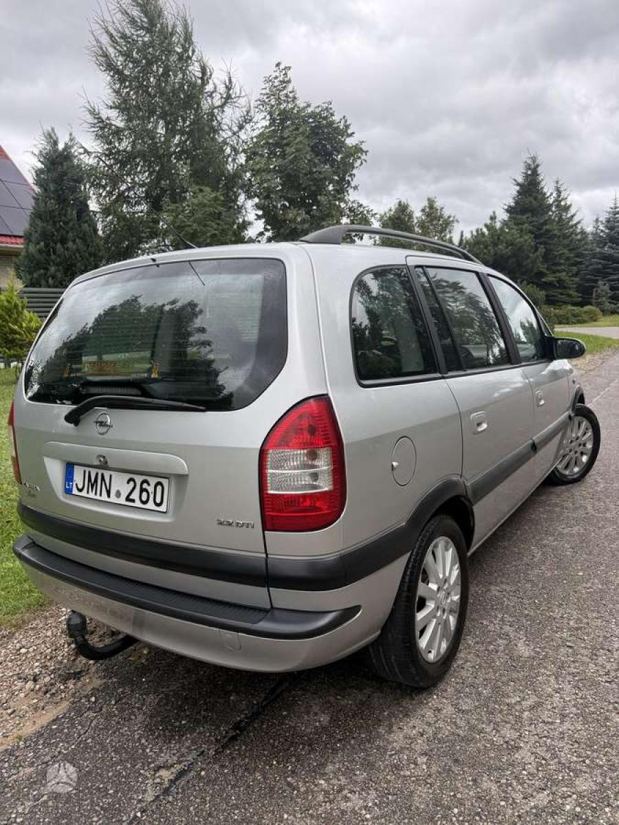 Grey Opel Zafira 2003 in Vilnius, with an engine capacity of 2.17 L and mileage of 298 thousand km for 900 €, photo 6 on AUTOMOTO.COM.LV