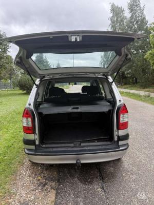 Grey Opel Zafira 2003 in Vilnius, with an engine capacity of 2.17 L and mileage of 298 thousand km for 900 €, photo 10 on AUTOMOTO.COM.LV