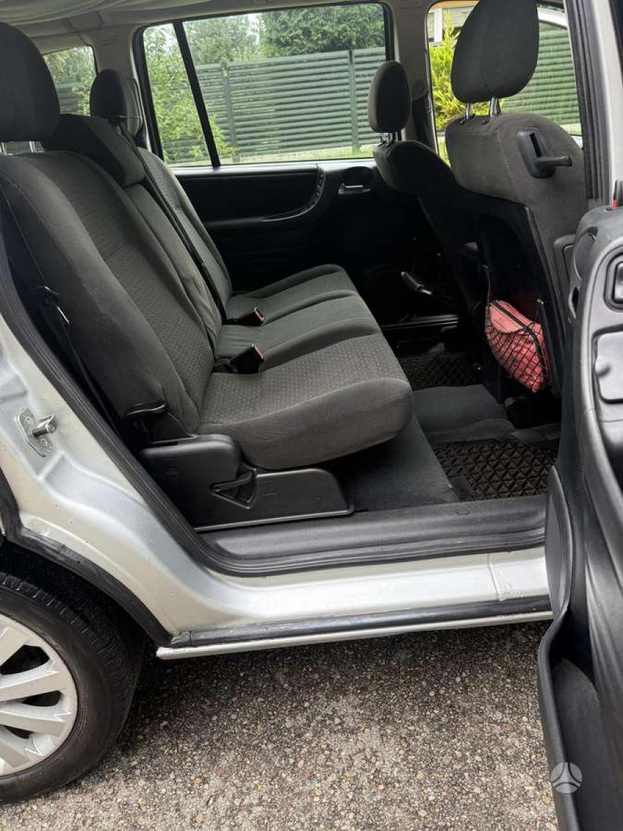 Grey Opel Zafira 2003 in Vilnius, with an engine capacity of 2.17 L and mileage of 298 thousand km for 900 €, photo 12 on AUTOMOTO.COM.LV